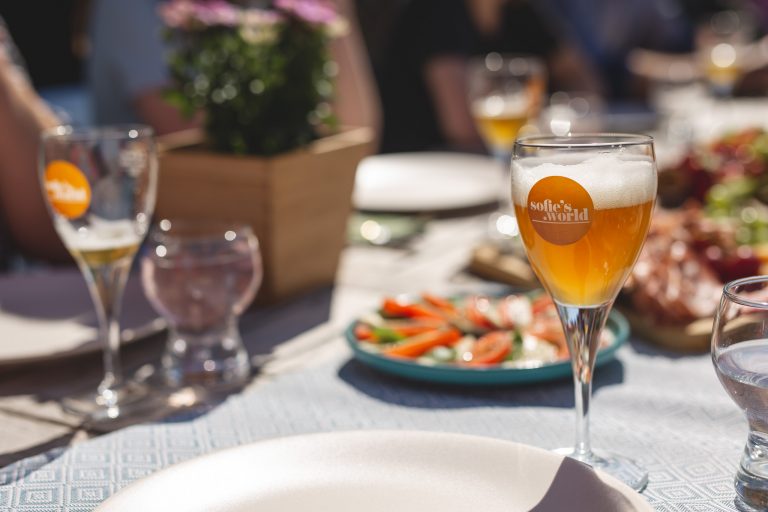 Laat de zon in je glas – Sofie's World